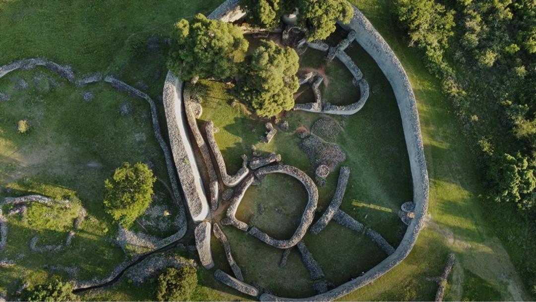 Tsonga or Shona artist - Headrest - Shona peoples - The Metropolitan ...
