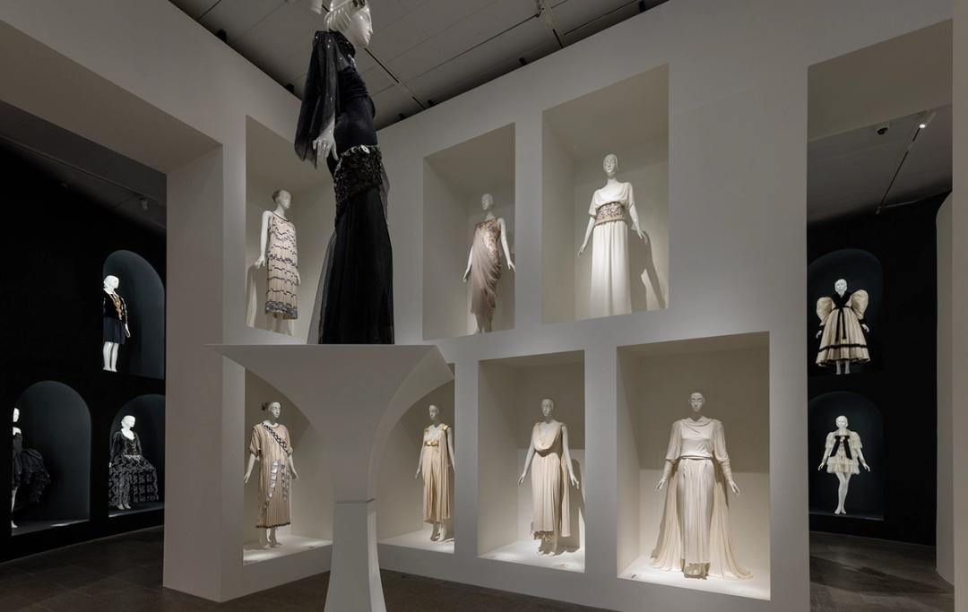Karl Lagerfeld: A Line of Beauty - The Metropolitan Museum of Art