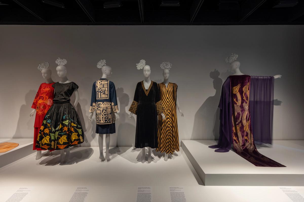 Women Dressing Women - The Metropolitan Museum of Art