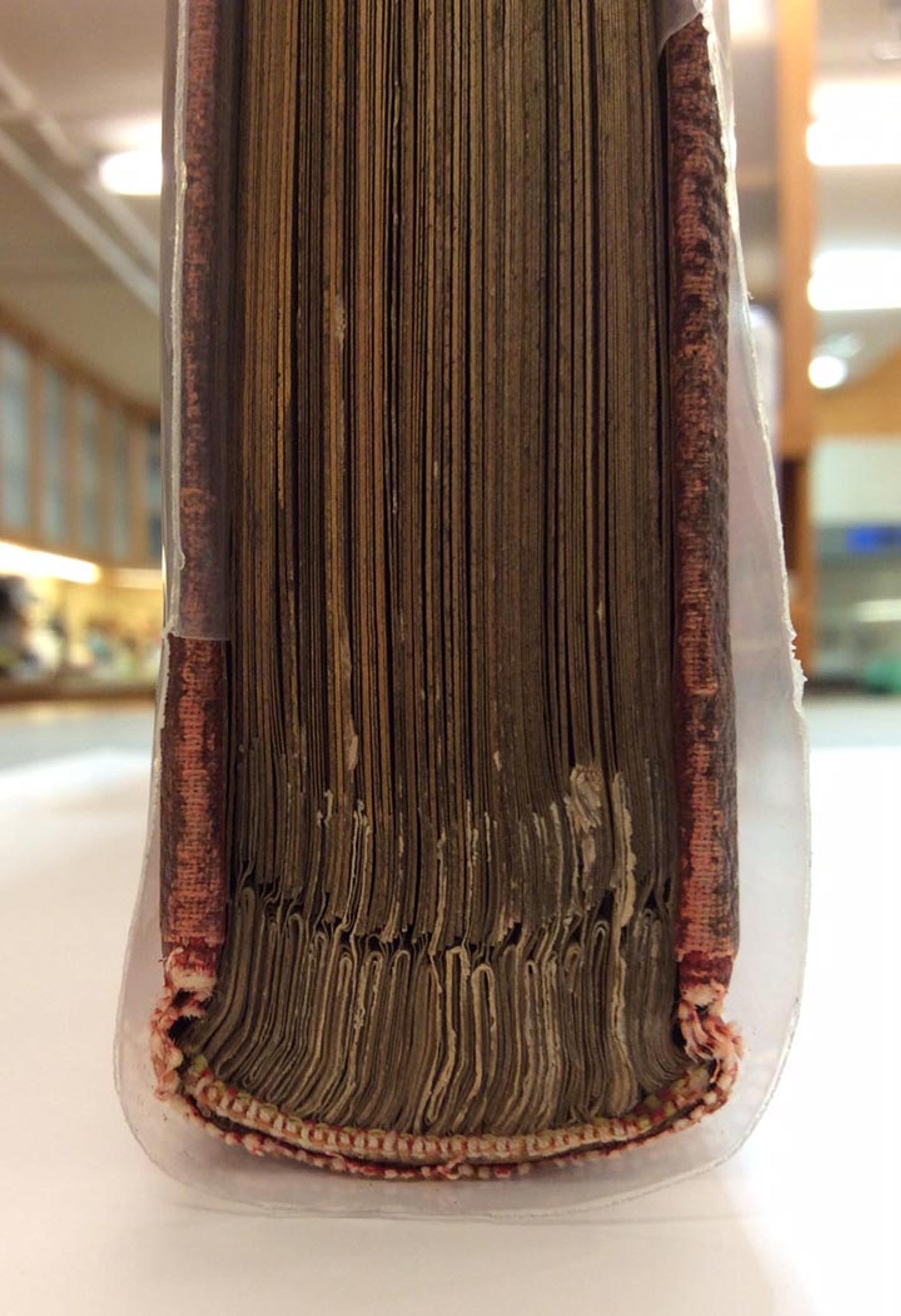 Protecting Your Traveling Books - The Metropolitan Museum of Art