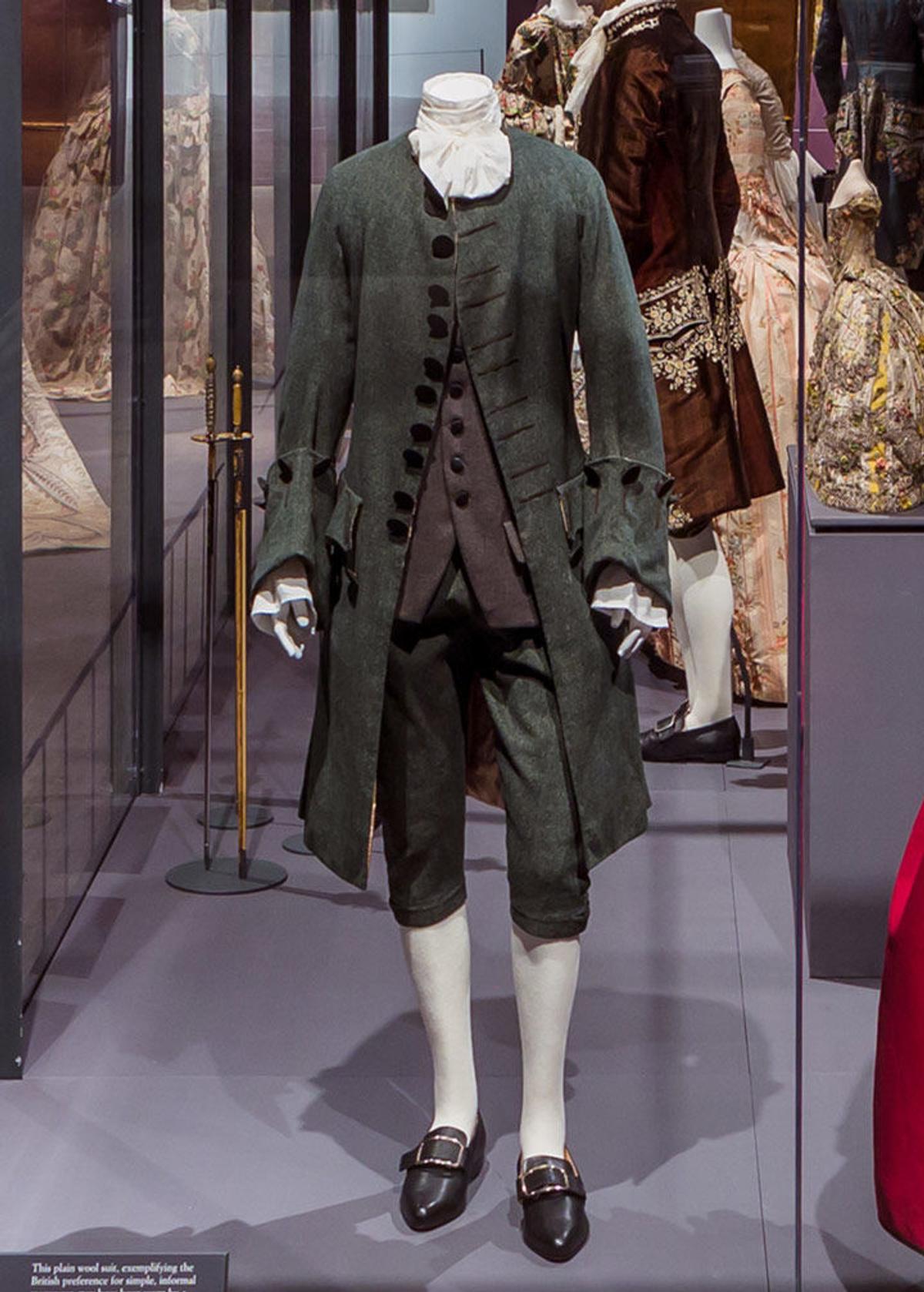 A Royal Undertaking: Preparing the Costumes for Visitors to Versailles ...