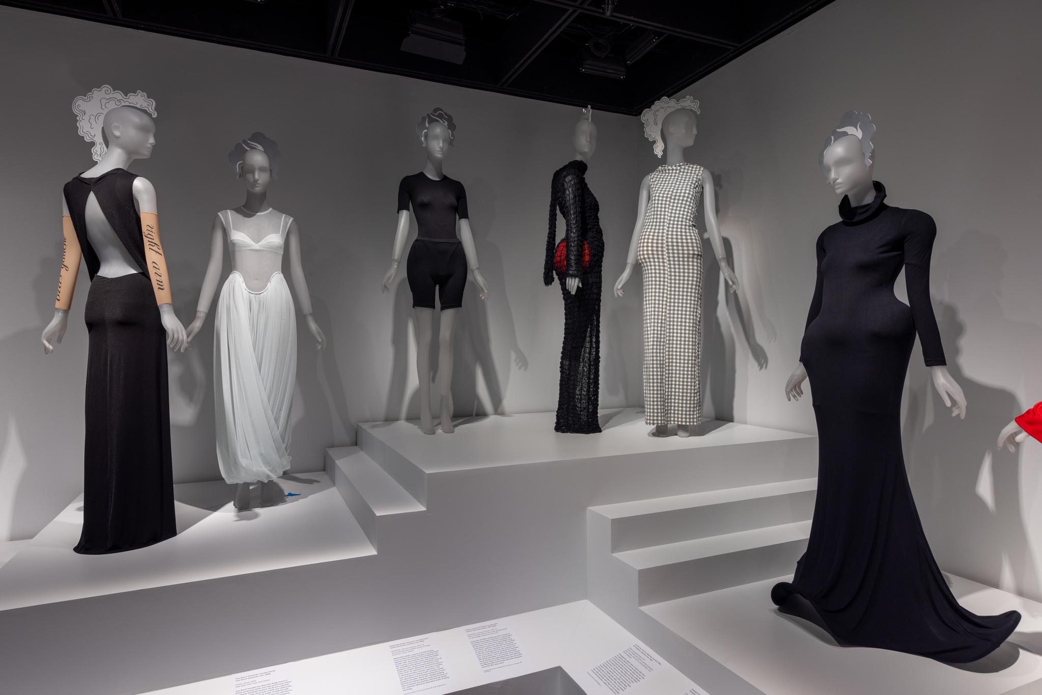 Women Dressing Women - The Metropolitan Museum of Art