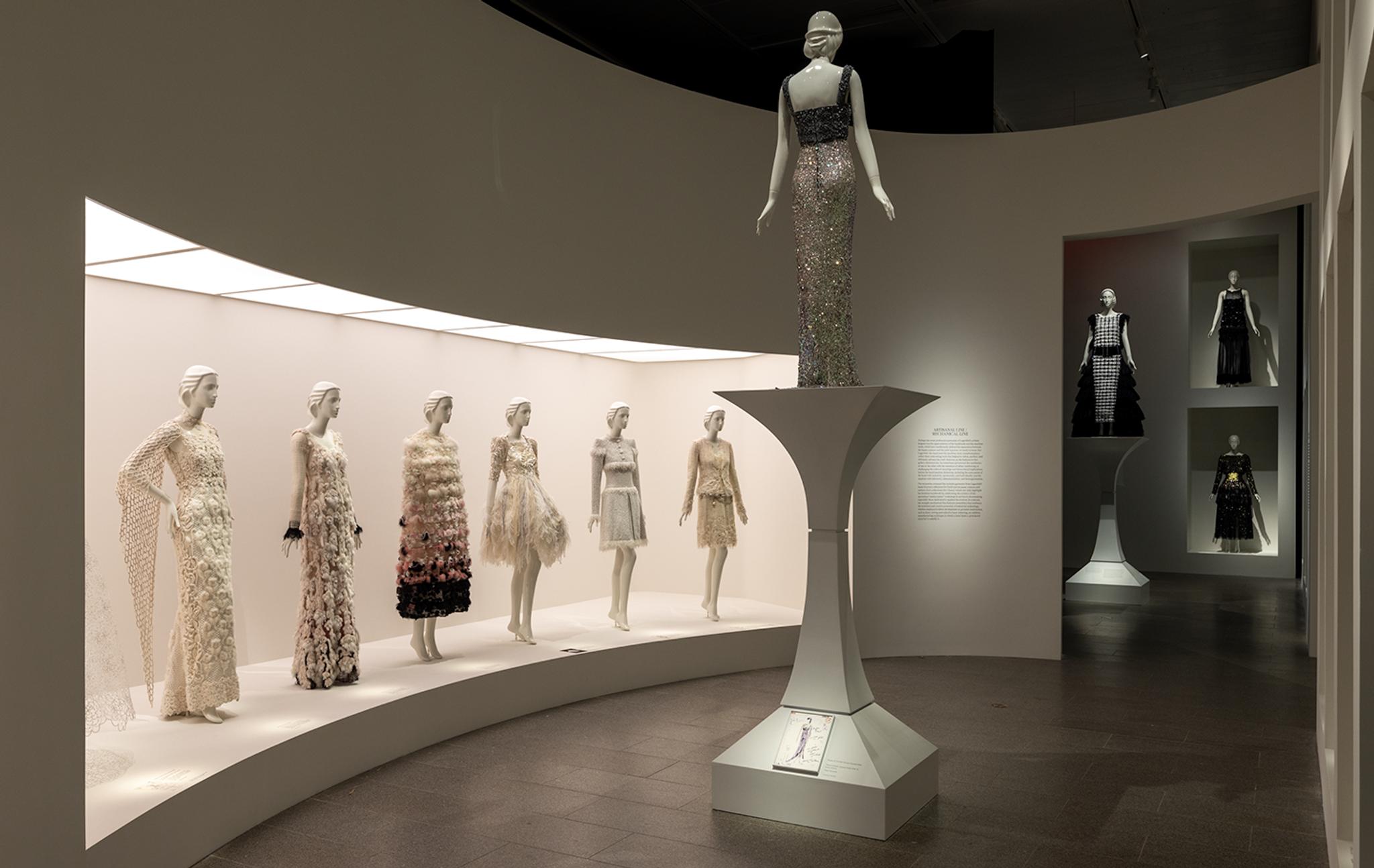 Karl Lagerfeld: A Line of Beauty - The Metropolitan Museum of Art