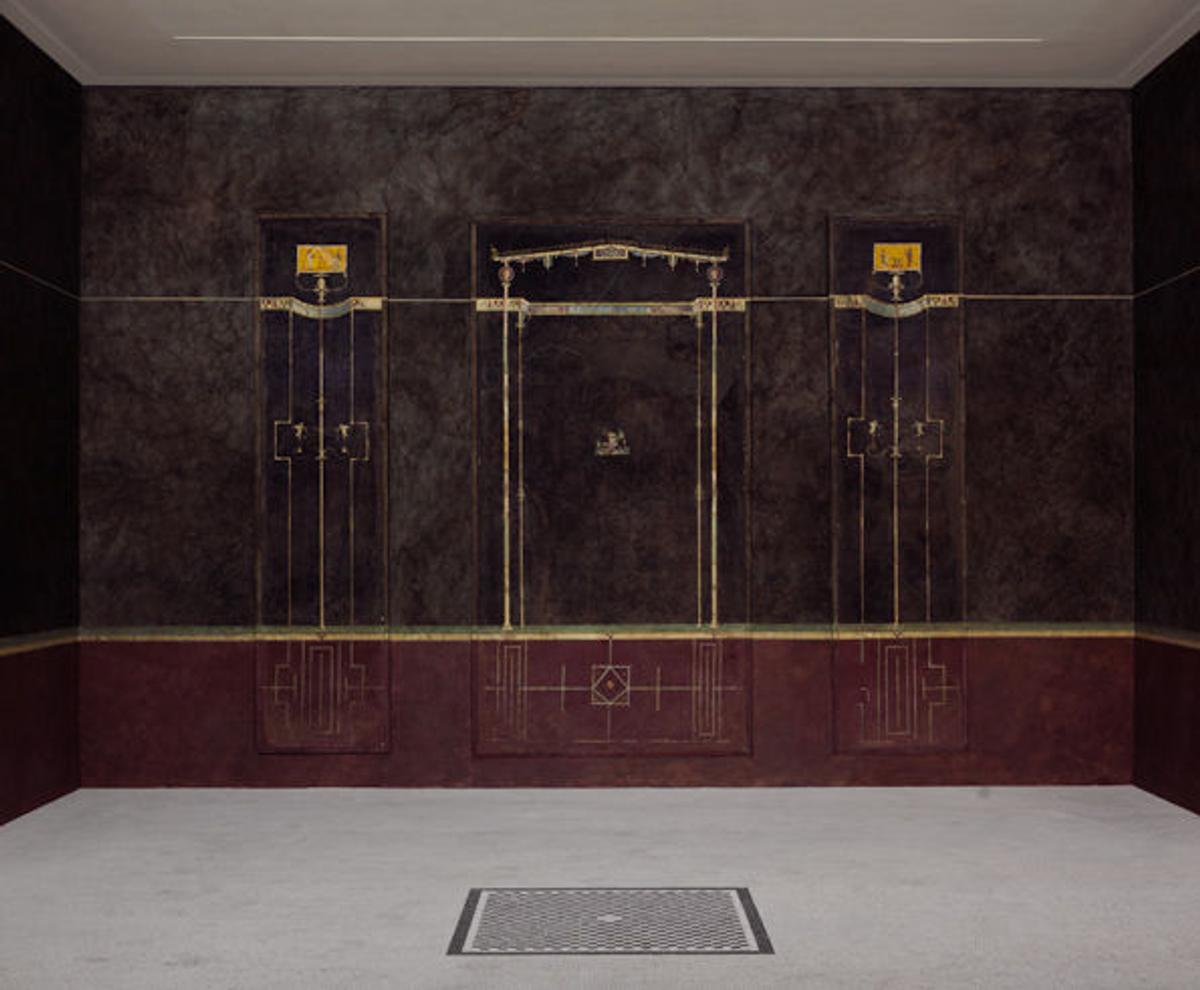 A Rectangular-Shaped Surprise in the Greek and Roman Art Galleries ...