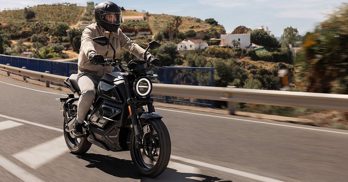 NIU RQi Sport - ALL ELECTRIC THRILL