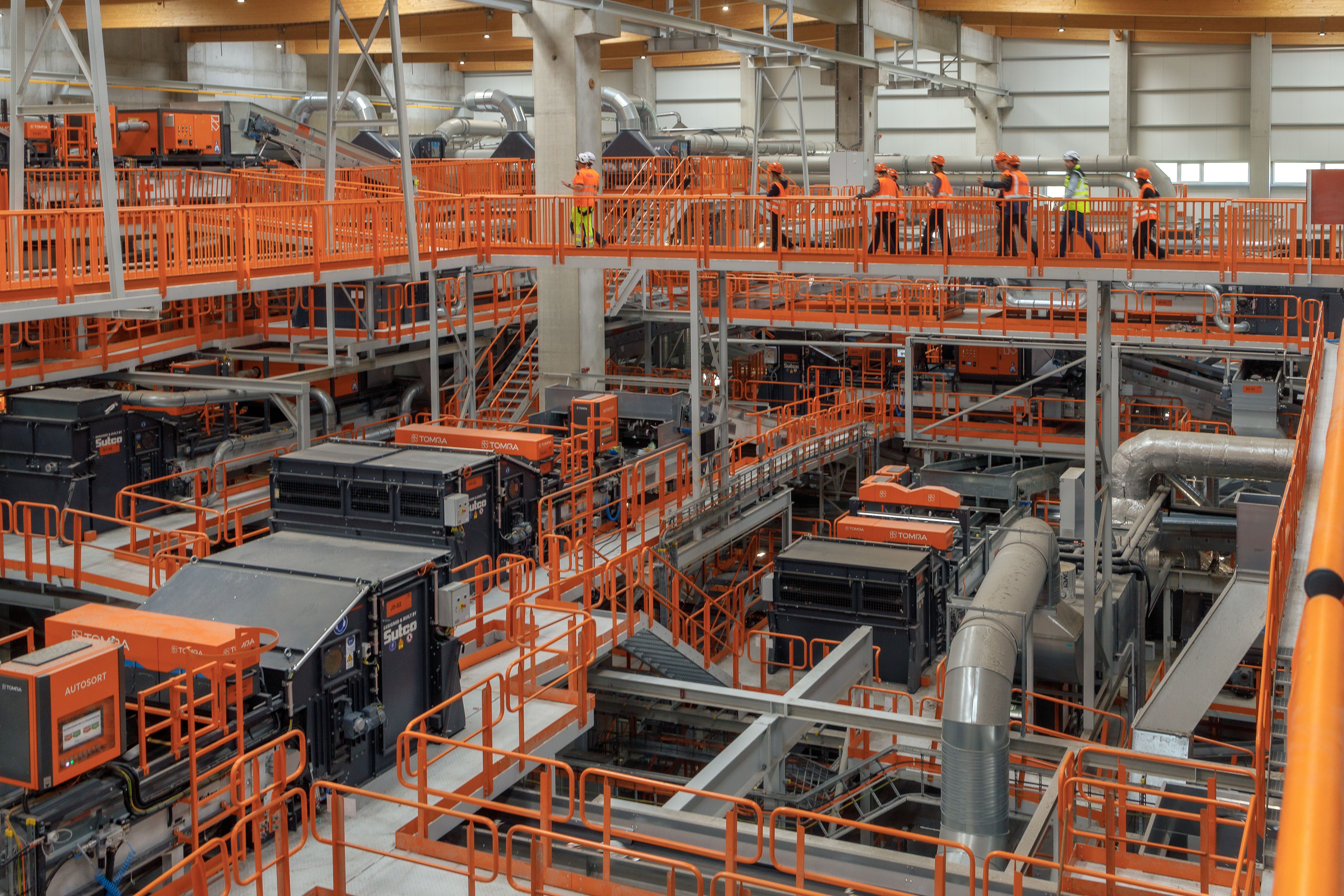 Europe's largest lightweight packaging sorting plant opens in Austria ...
