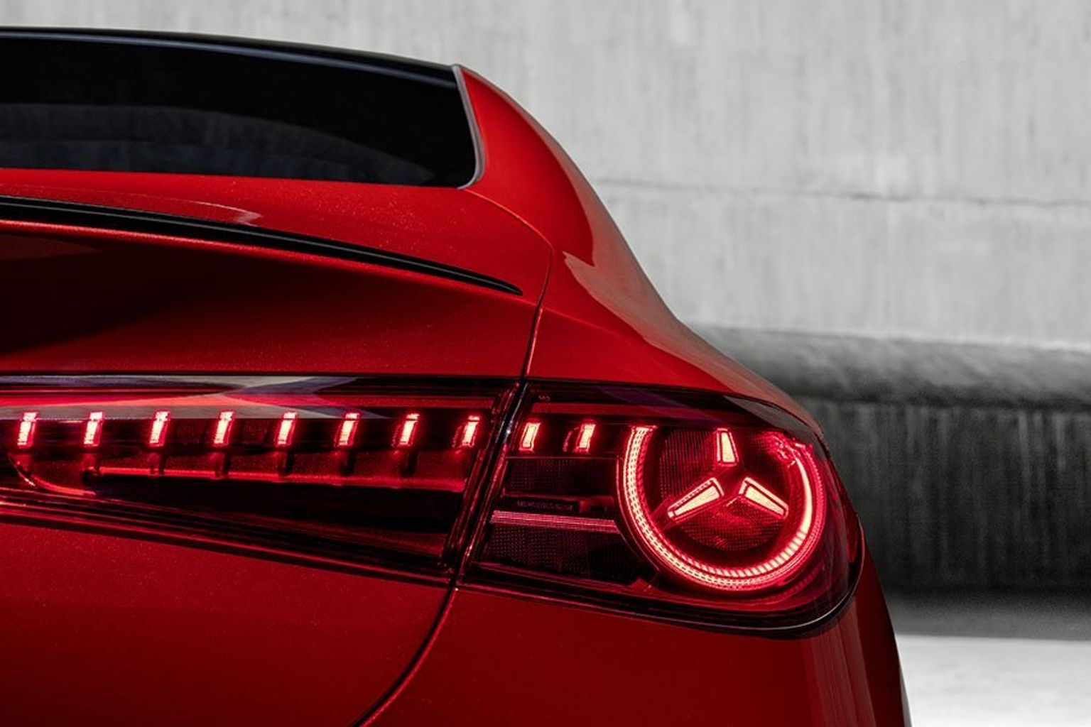 Ny Mercedes CLA skal give knockout til Tesla. Læs om nyheden nu | FDM