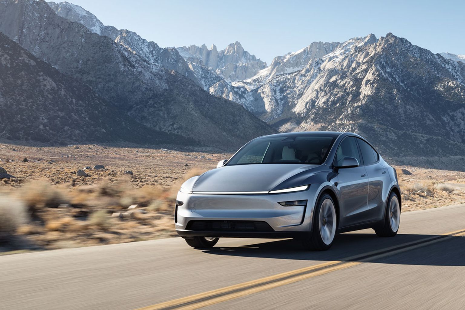 Se dansk pris for 2025 udgaven af Tesla Model Y | FDM