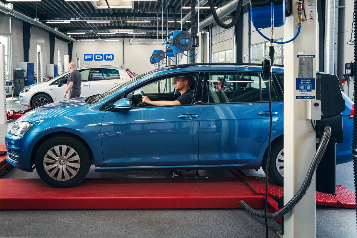 Bilsyn og biltest Hillerød – Grundigt bilsyn og biltest – Bestil tid nu ...