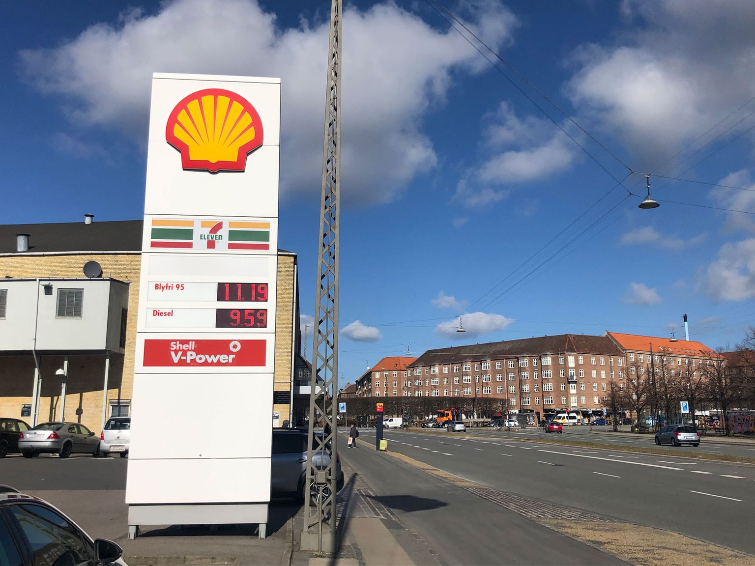 Shell-stationer skifter navn | FDM