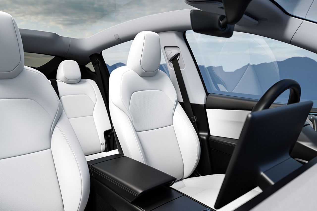 Se dansk pris for 2025 udgaven af Tesla Model Y | FDM
