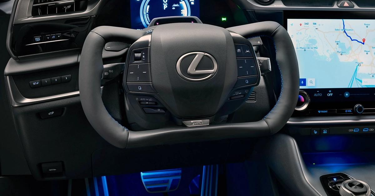 Lexus RZ: Se elbilen med computerrat og manuelt gear | FDM