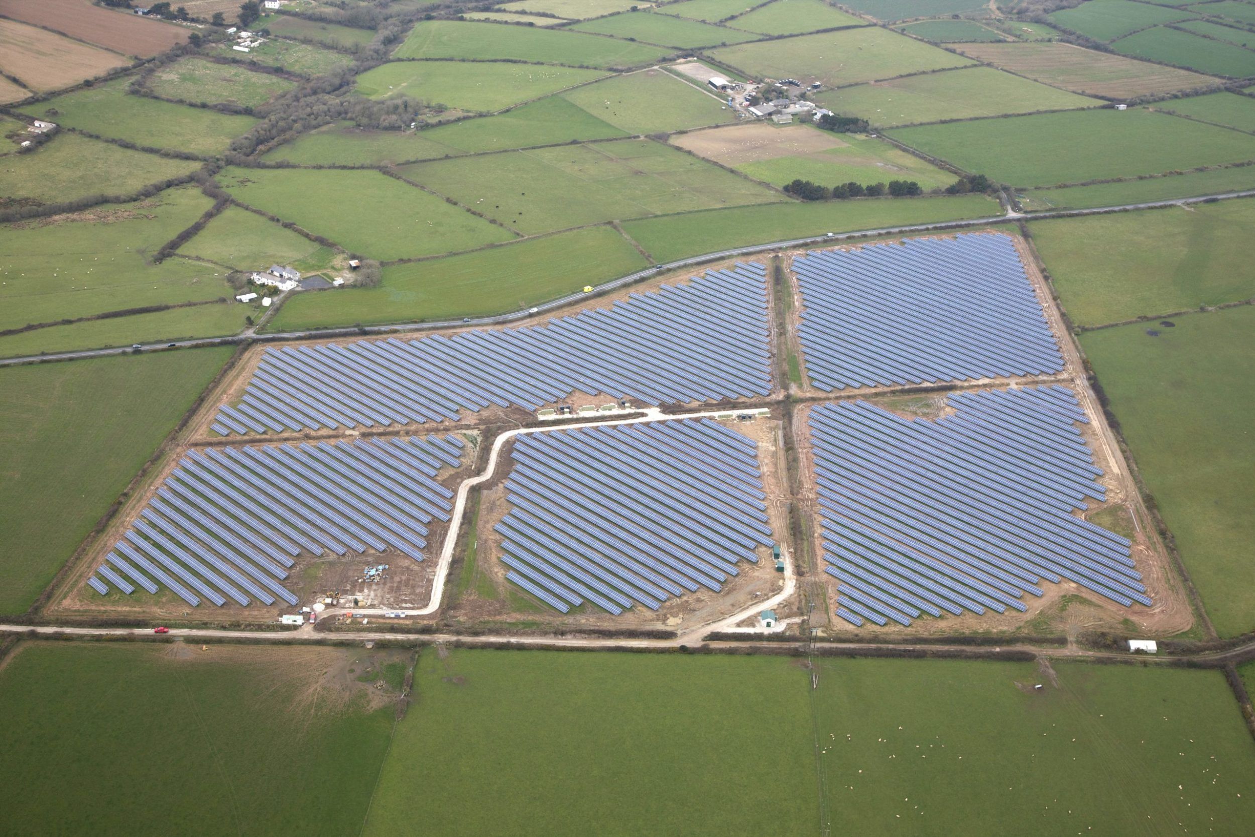 Cornwell Solar Farm | Low Carbon