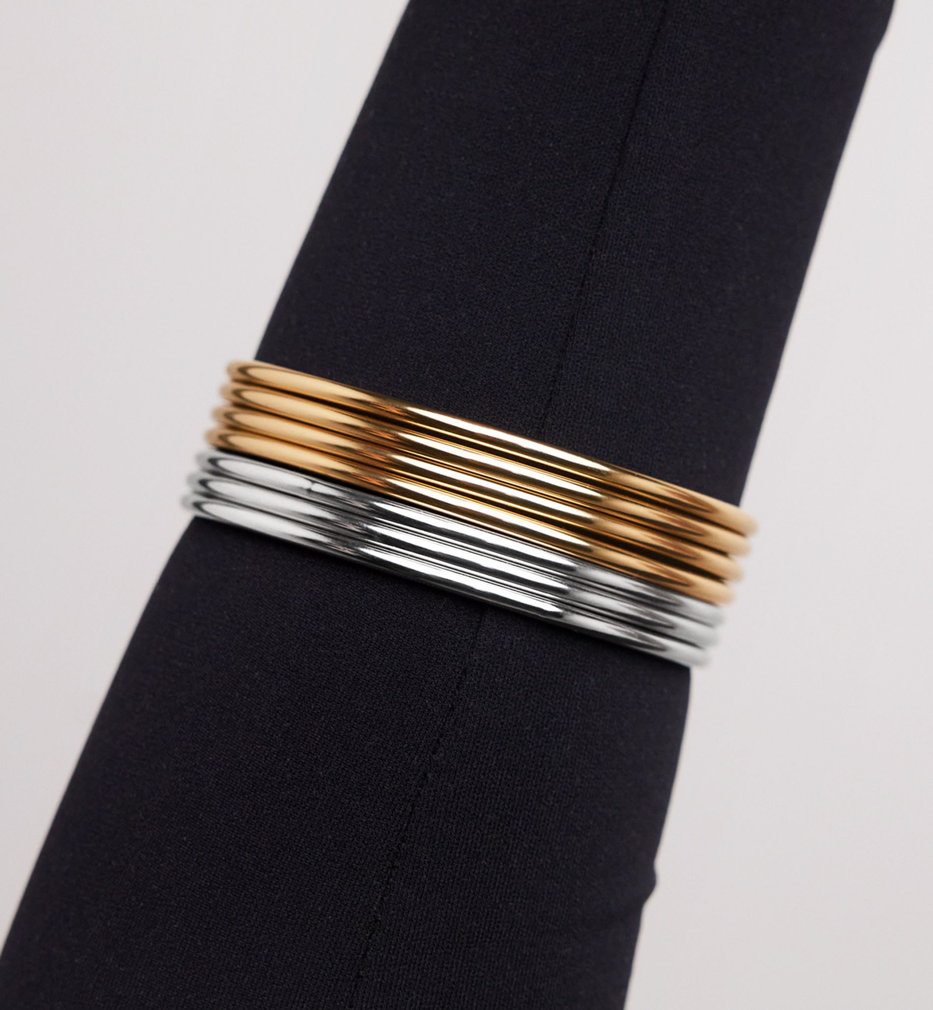 Jennifer Fisher - Fine Jewelry & Queen of Hoops