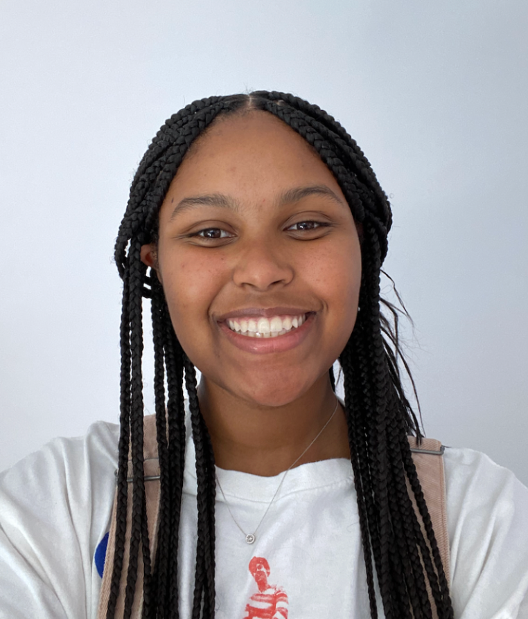 7 Ways Social Media Puts Teen Drivers at Risk | DoSomething.org