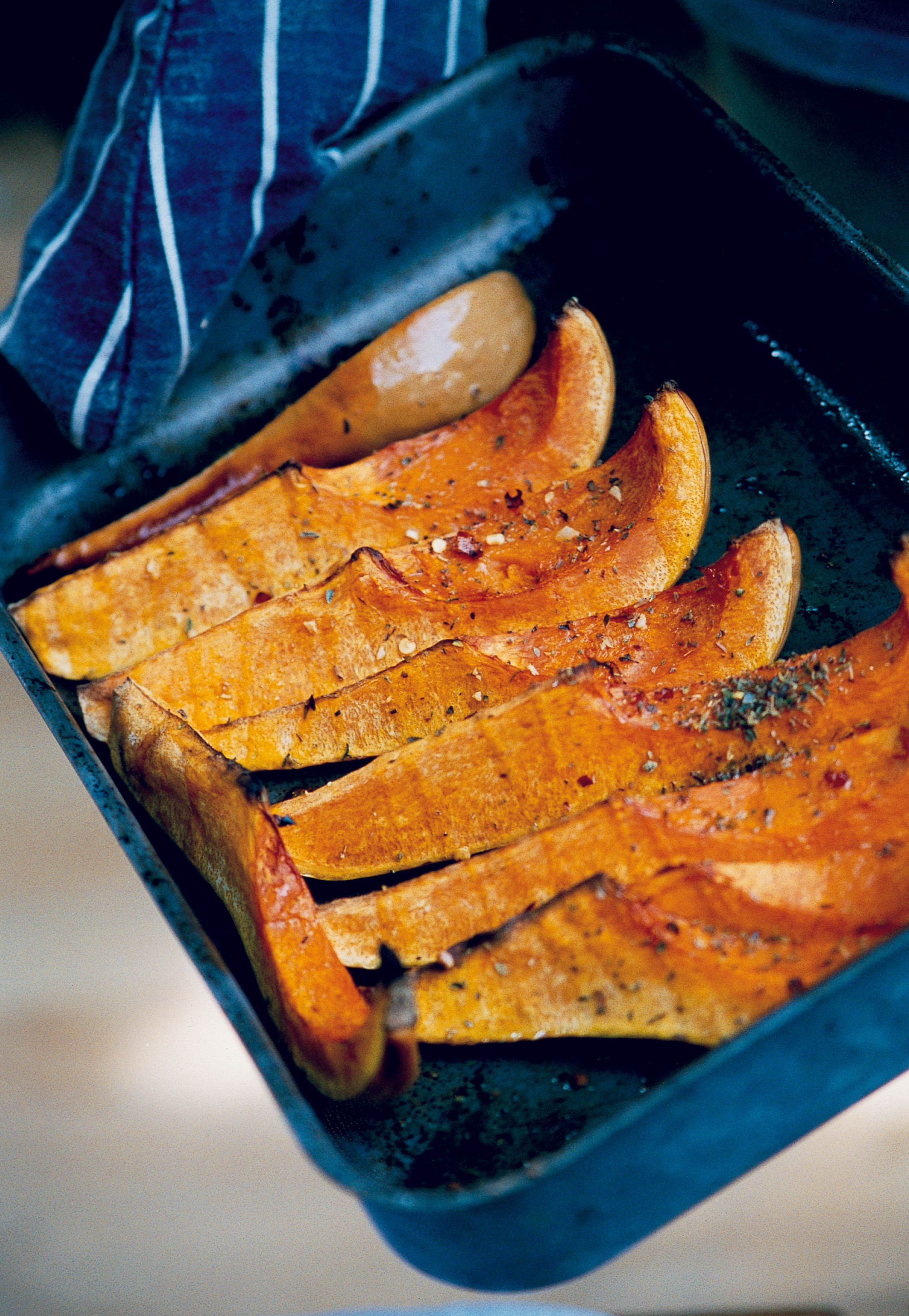Spicy roasted squash