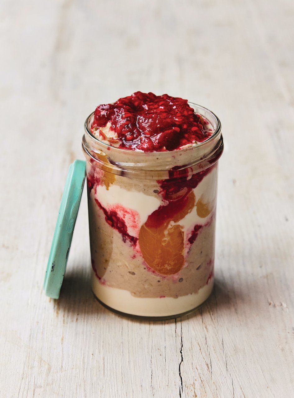 Peach Melba overnight oats