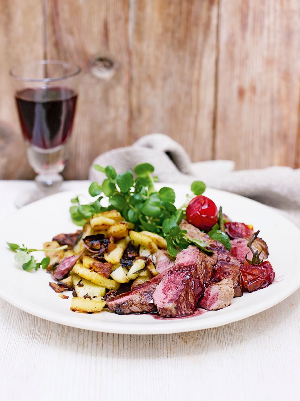 Red wine sauce | Sides and sauces recipes | Jamie magazine