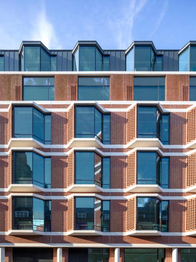 UCLH Phase 5 | Pilbrow & Partners