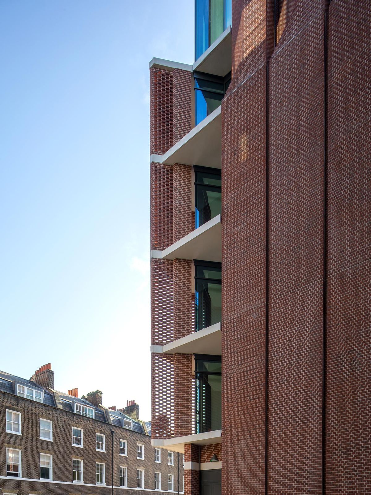 UCLH Phase 5 | Pilbrow & Partners