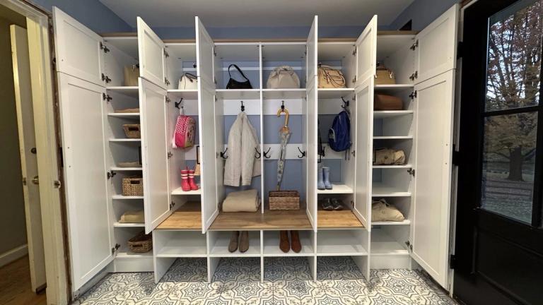Why Every Home Needs a Mudroom & How to Build One | Renuity