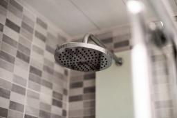 Shower Head Not Working? How to Fix Leaks, Clogs, & Pressure