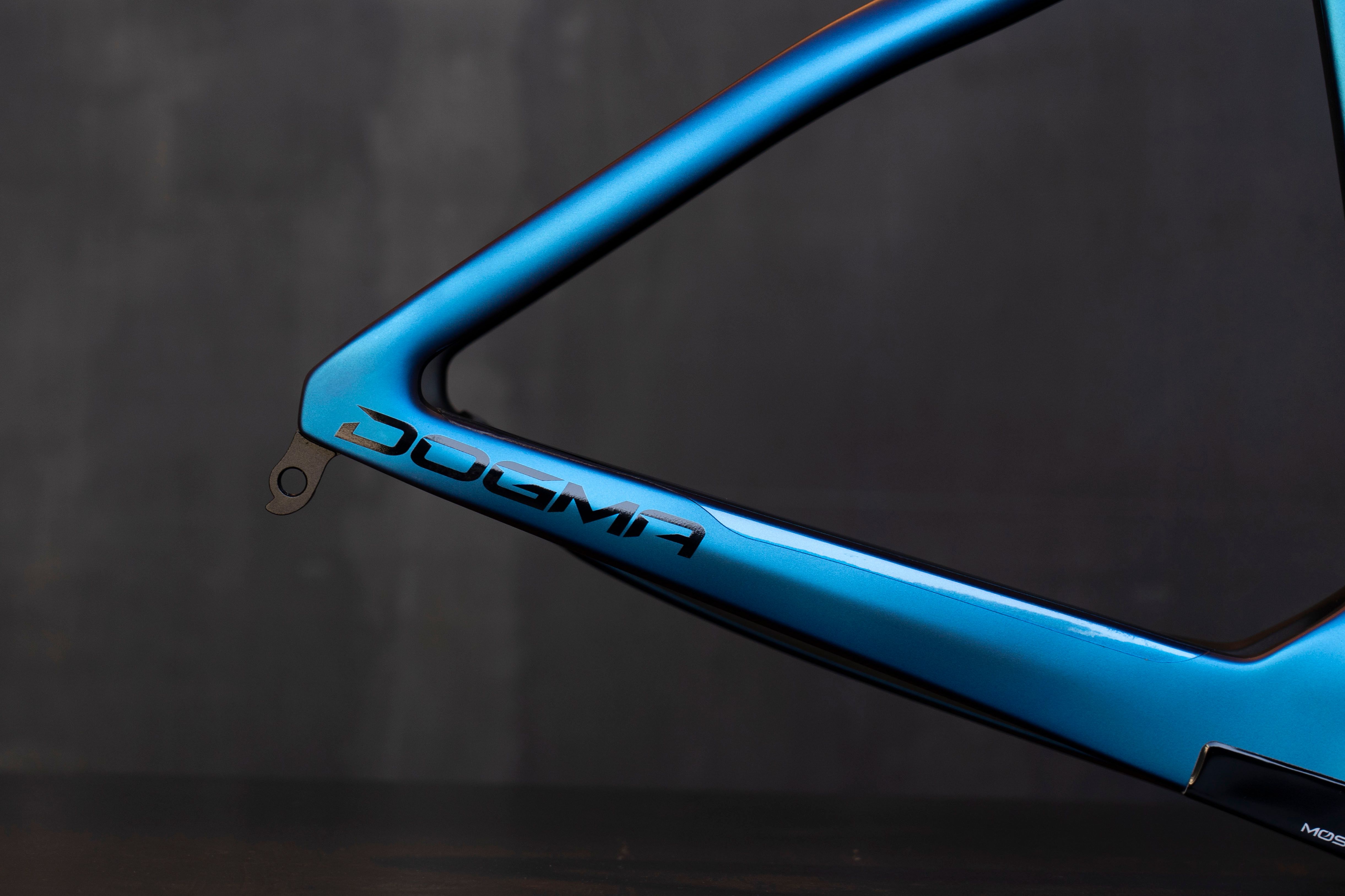 Pinarello Dogma F 2025 Luxter Blue | Size 500 Frameset