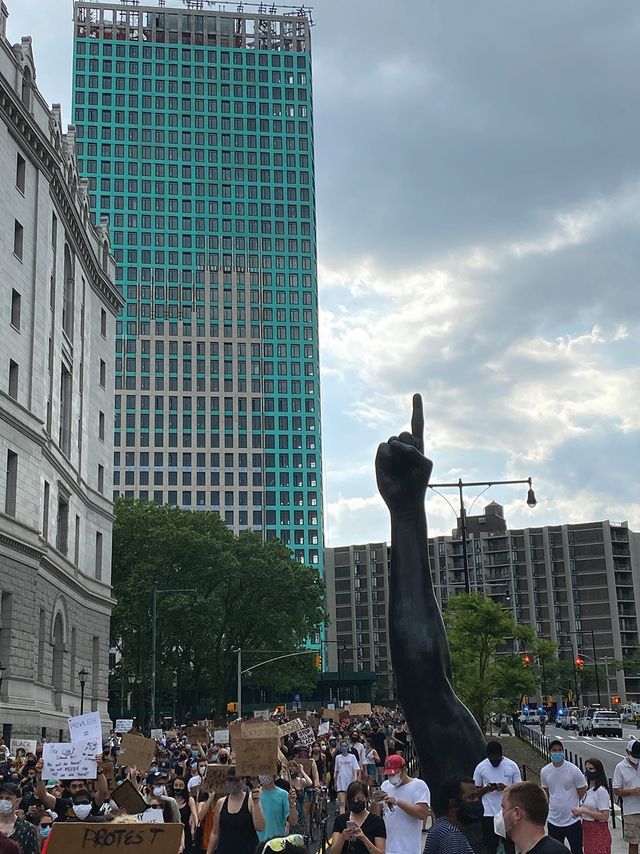 Art world workers join protests against injustice in New York—and aim ...