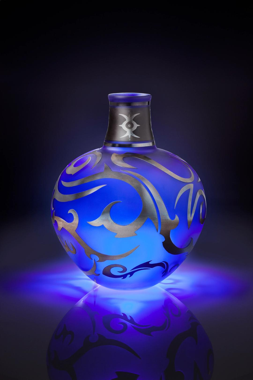 An exhibition shines a light on pathbreaking Indigenous glass artists