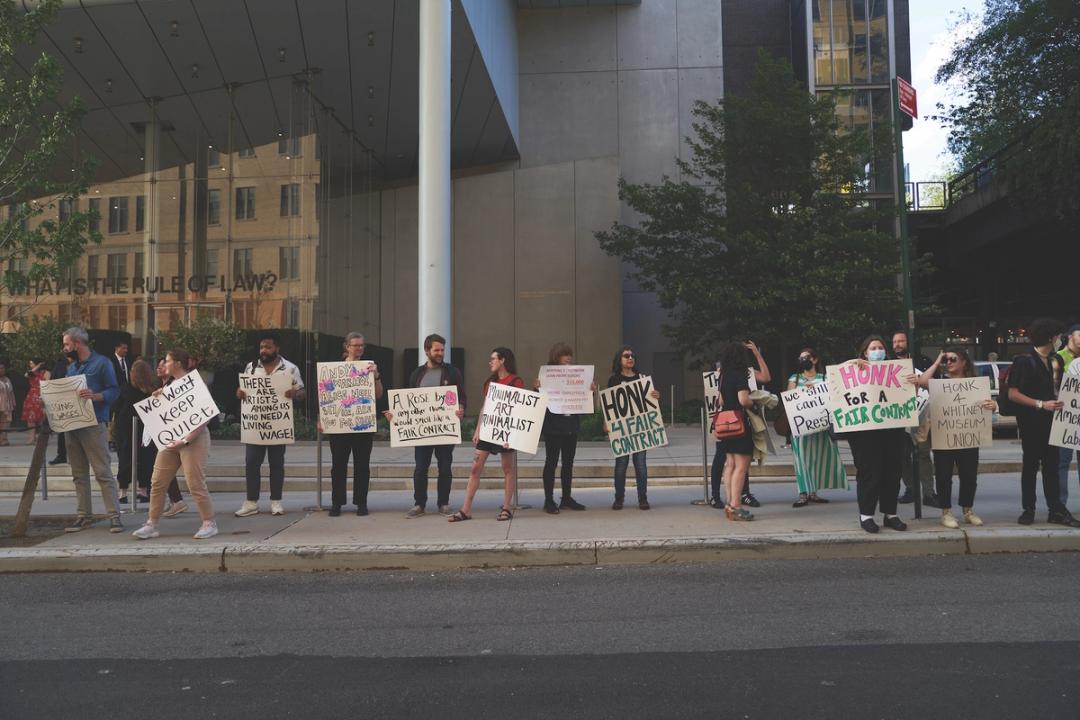 Whitney Museum workers protest outside the institution’s fundraising ...