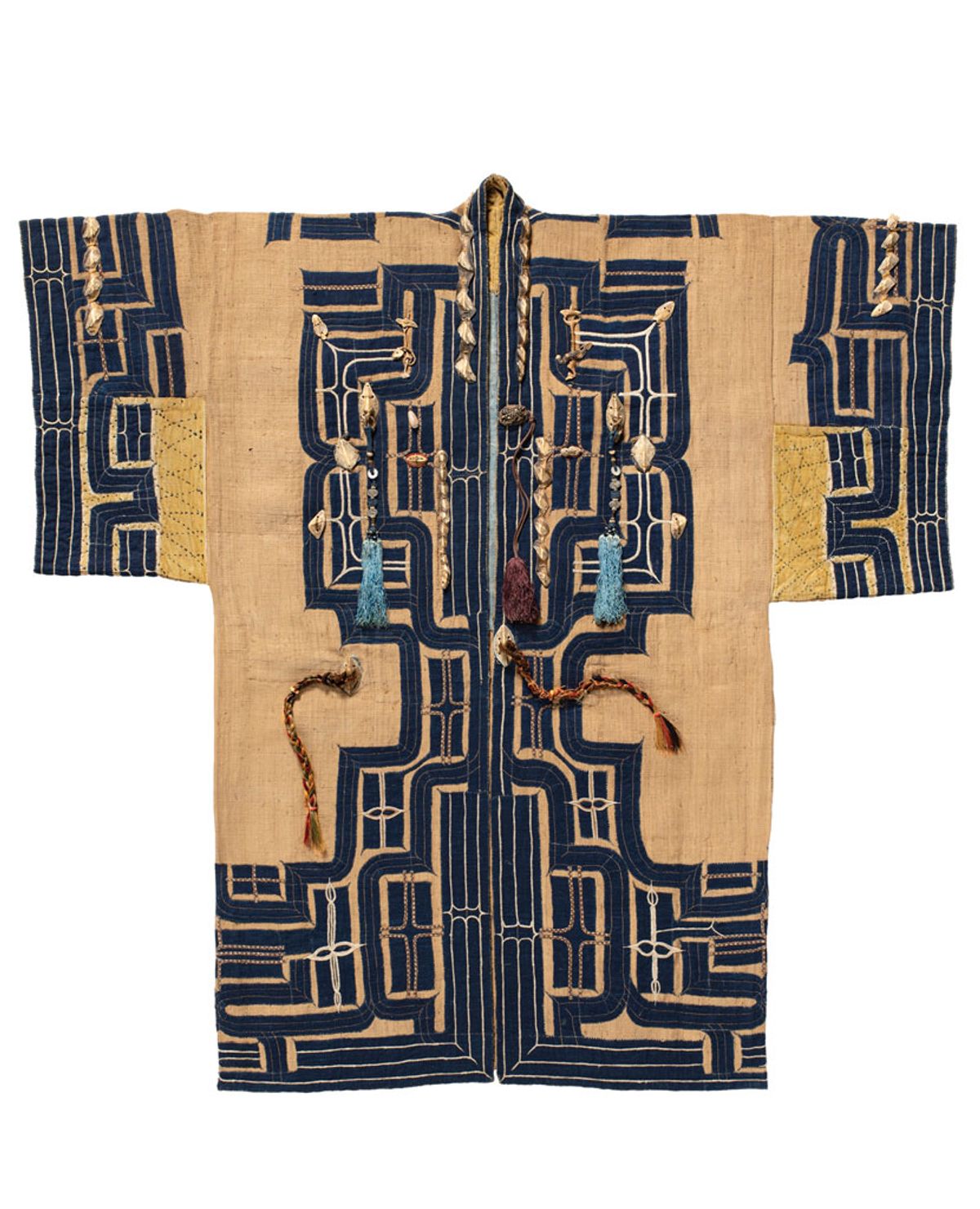 Fish scales, nettles and banana leaf? Exhibition of traditional ...