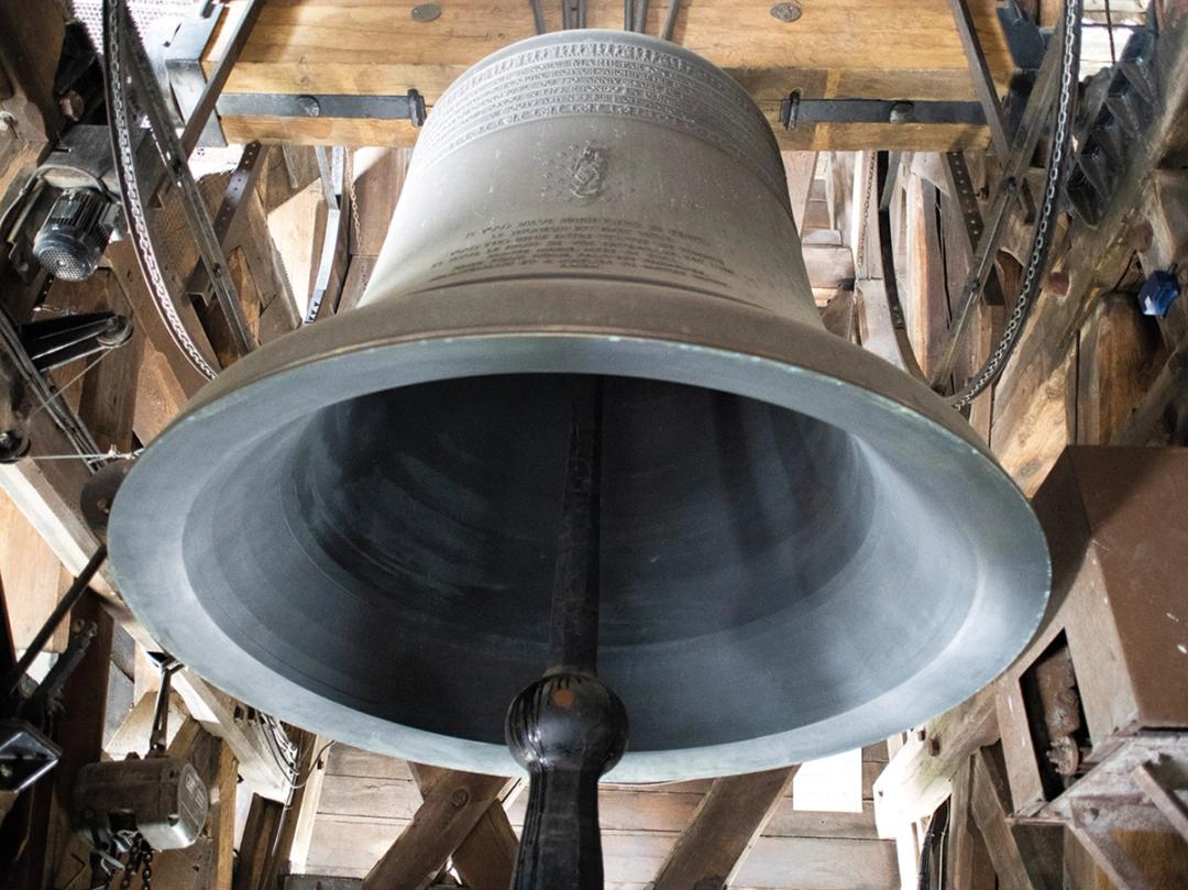What do the bells of Notre Dame 'hear'? Artist Bill Fontana listens to ...
