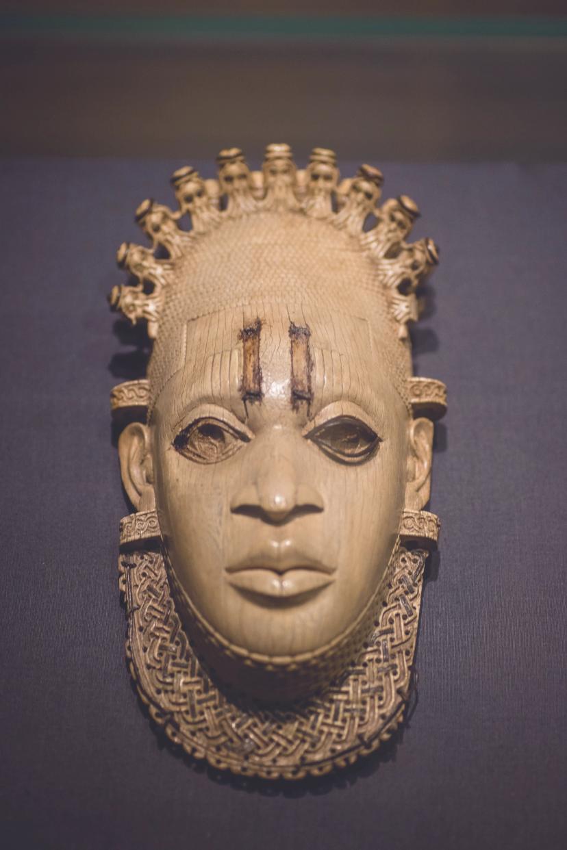 Qatari sheikh’s rare ivory mask, stolen from Benin City by the British ...