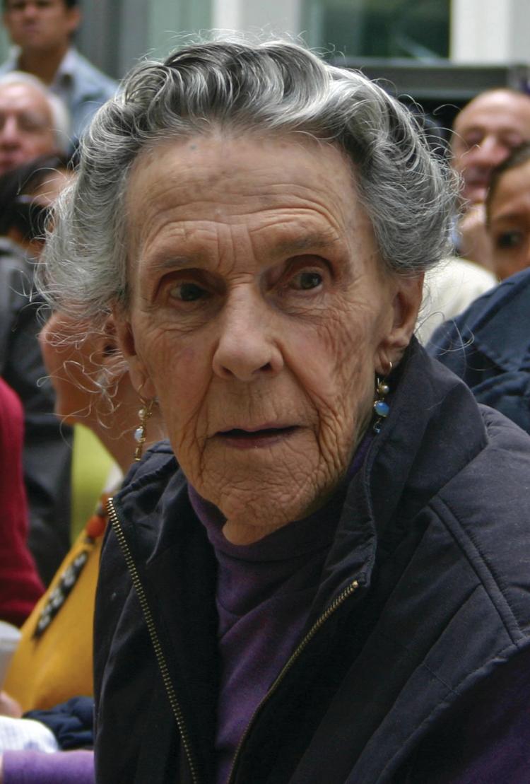 Mayor Gallery sues over Agnes Martin