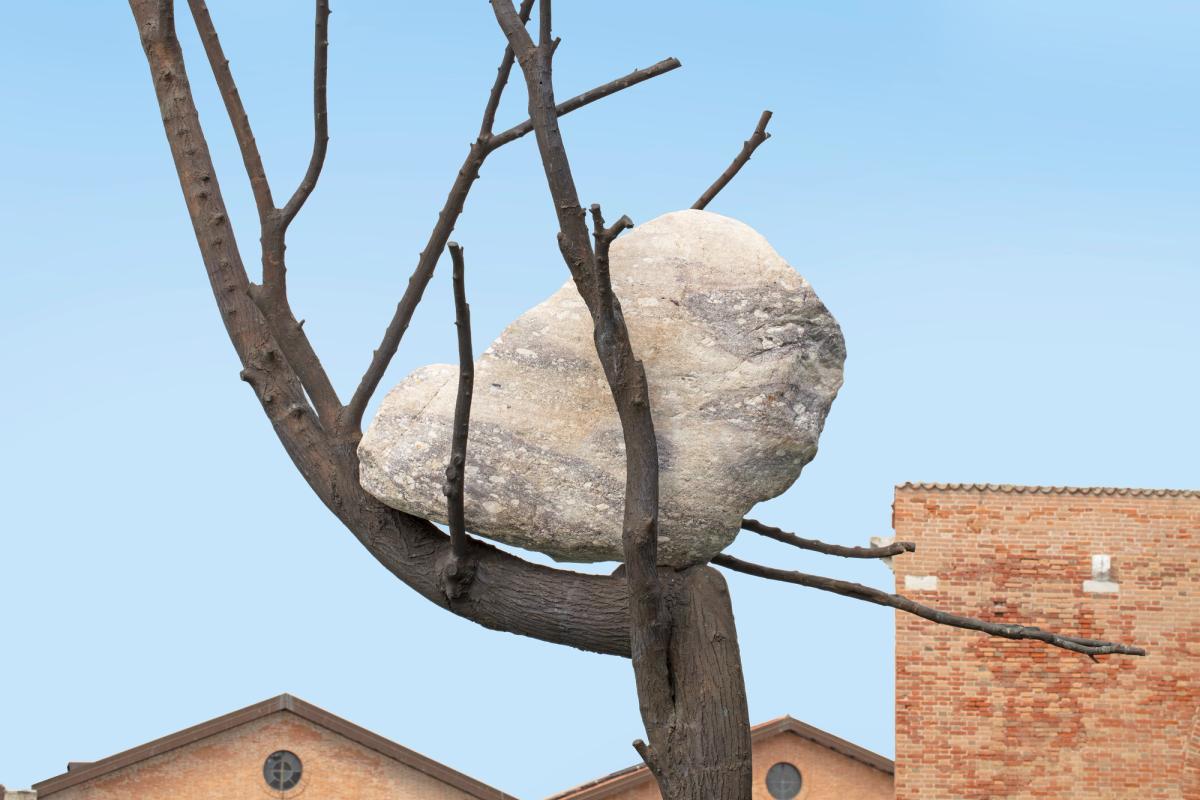 Giuseppe Penone’s monumental tree rises from Venetian lagoon as ...