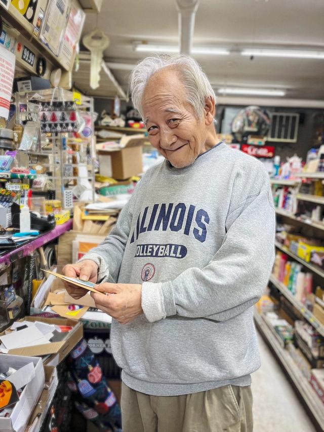 Thomas Kong, who transformed a Chicago convenience store into an art ...