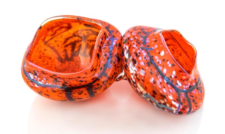 An exhibition shines a light on pathbreaking Indigenous glass artists