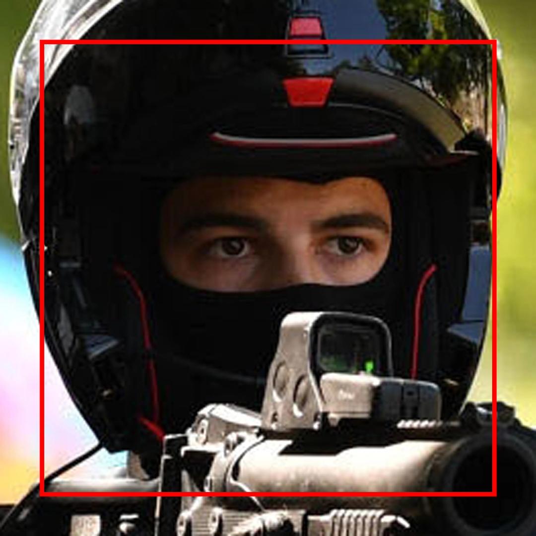 Censored work showing faces of 4,000 French police officers goes on ...