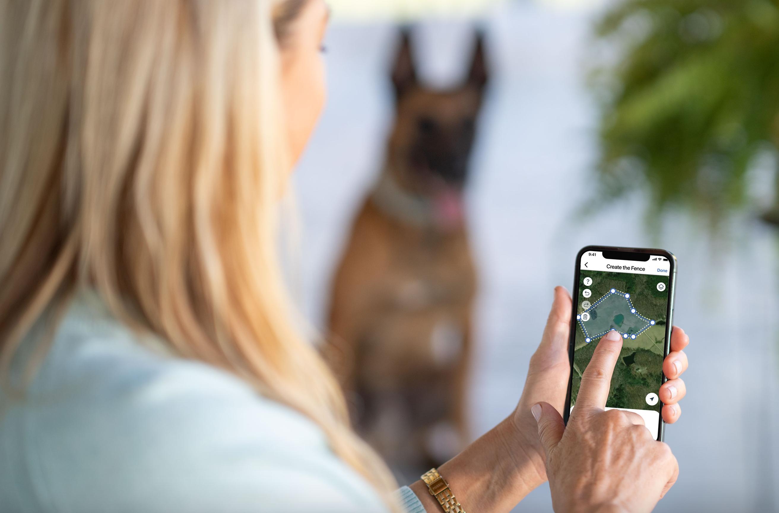 Invisible Fence® GPS Collar: Advanced Pet Tracking & Safety Solutions