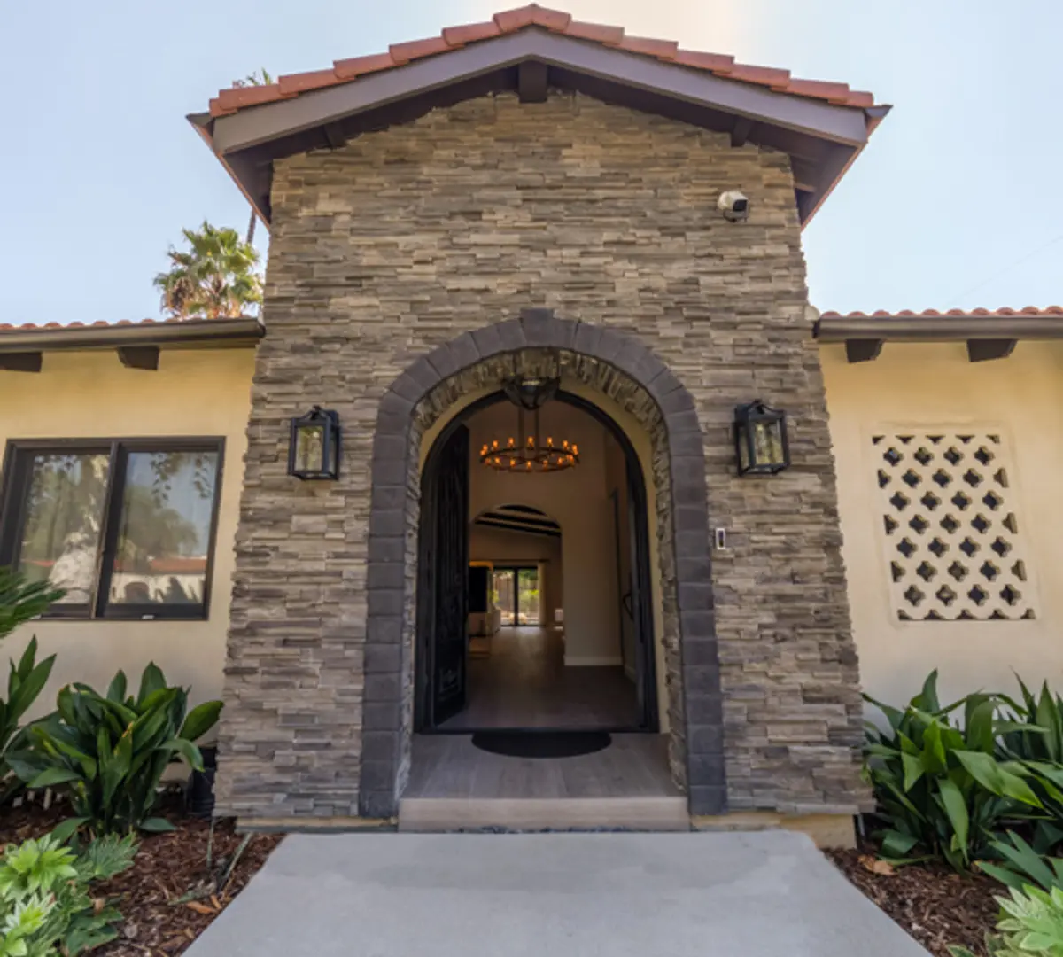 G. Charles Design - Client Focused Architecture