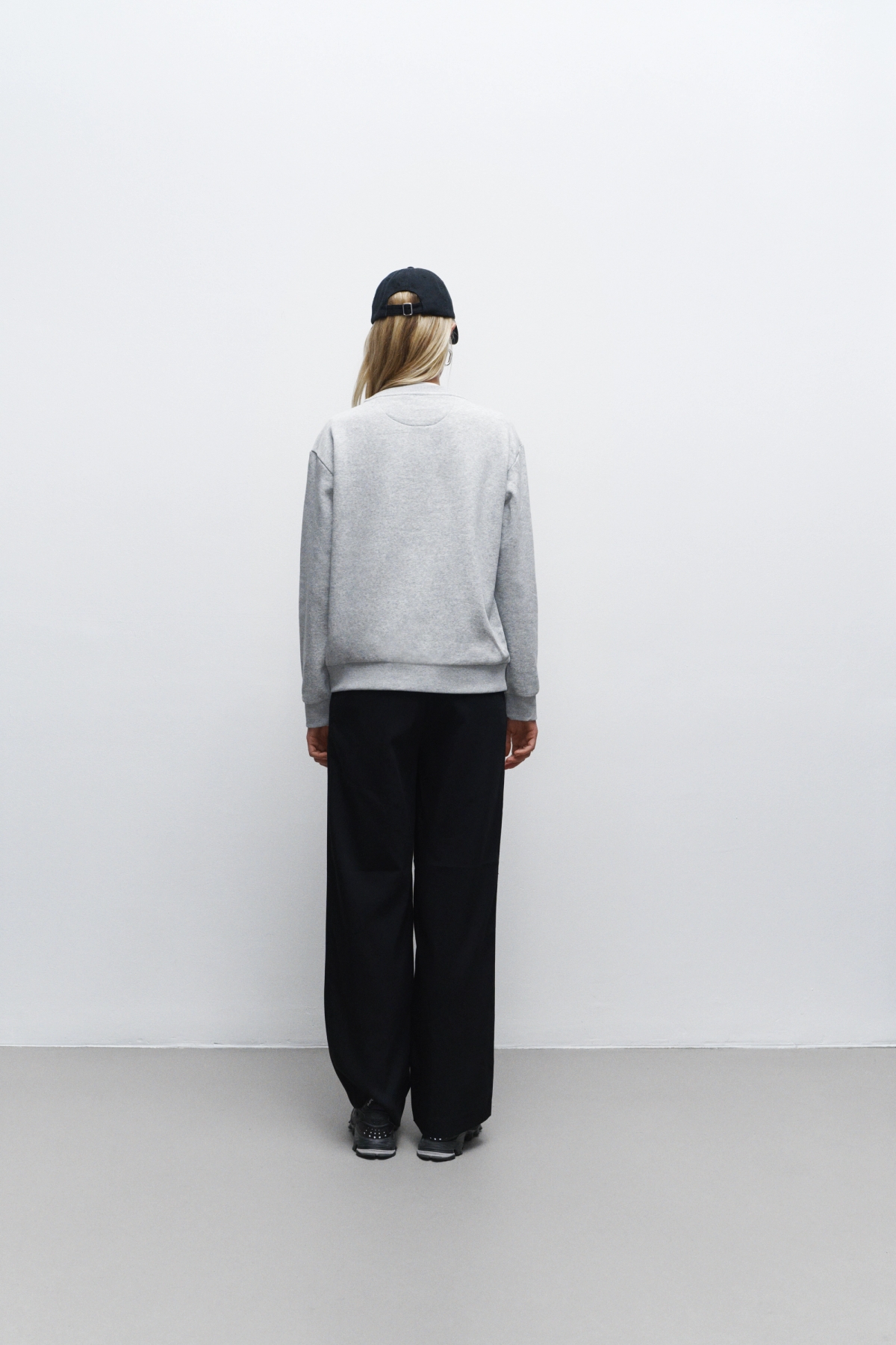 True Blanks - Womens regular sweatshirt