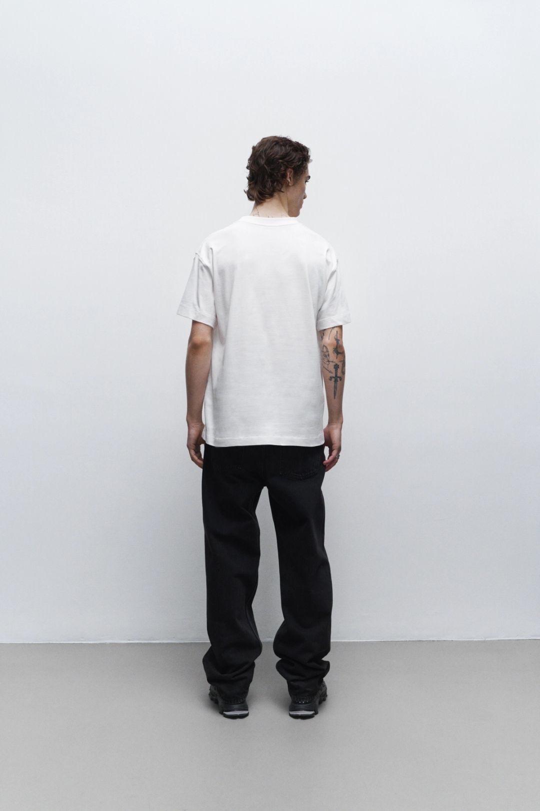 True Blanks - Mens boxy tee