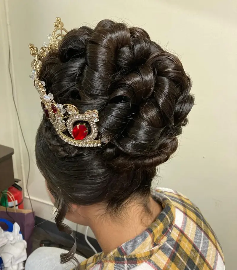 Mary & Susy Salon | Janesville, WI | Corte de Pelo y Peinado