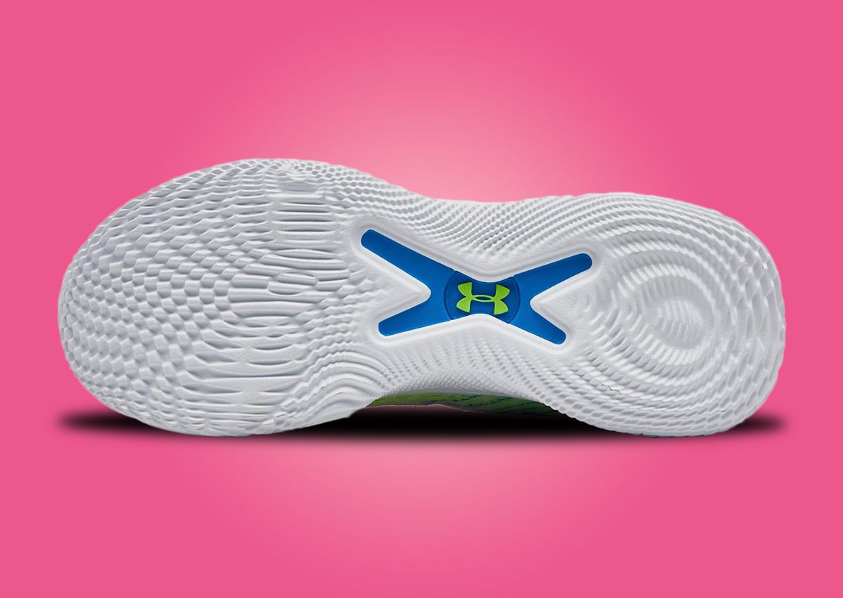 Join In On The Splash Party With This Under Armour Curry 10