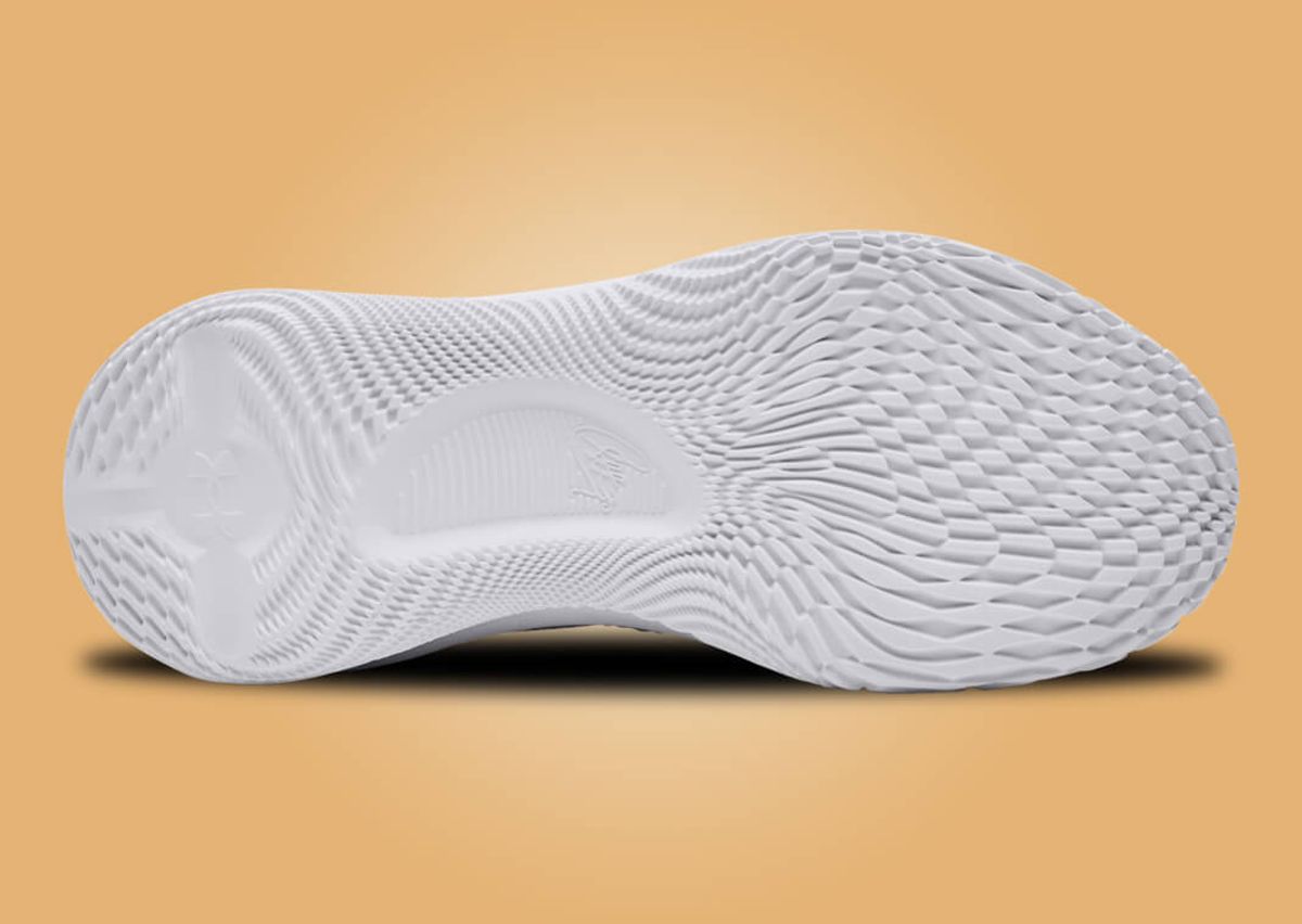 The Under Armour Curry 4 Low FloTro Curry Camp Releases August 11