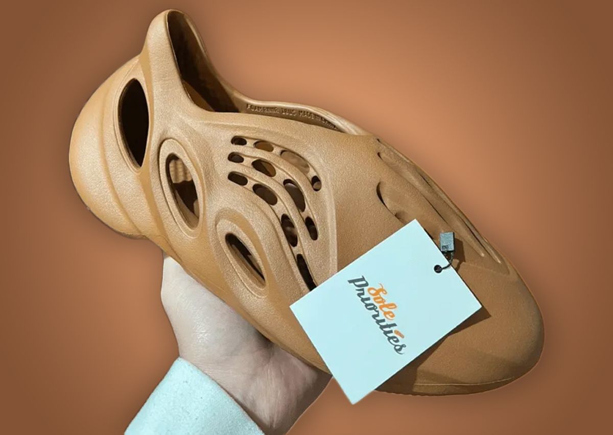 Clay Red Lands On This adidas Yeezy Foam RNNR