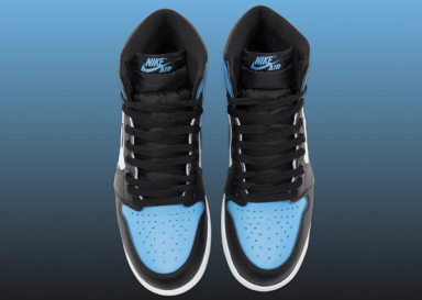 Detailed Look At The Air Jordan 1 High UNC Toe