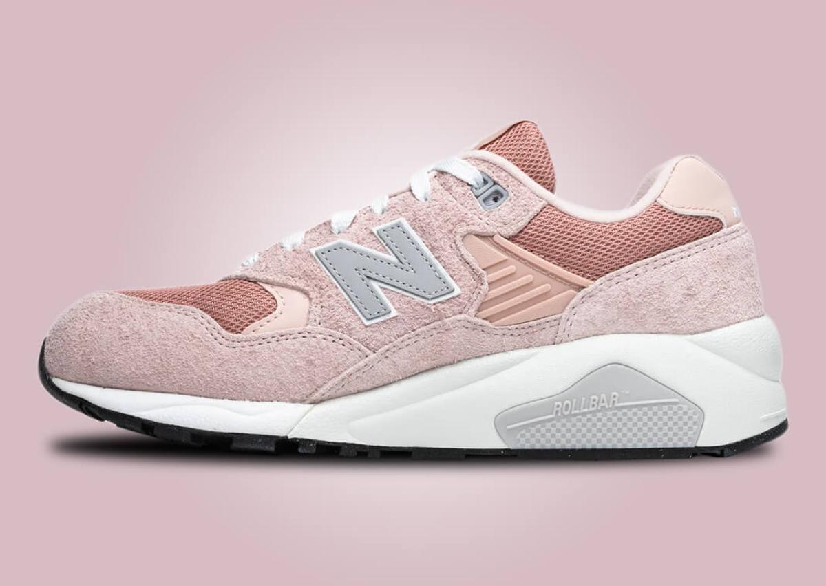 New Balance Dresses the 580 in Tonal Pink