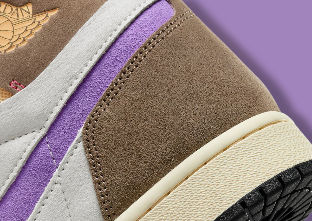 Wild Berry Detailing Features On The Air Jordan 1 High Zoom CMFT 2