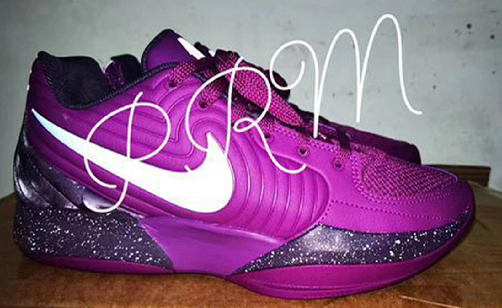 Thieves Steal $200K Worth of Nike Products from Memphis Employee Store